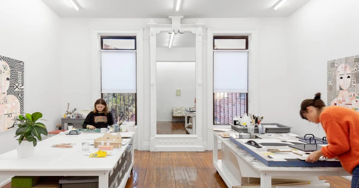 A Brooklyn Row House Gets an Artistic Revamp With Subtle Nods to Its ...